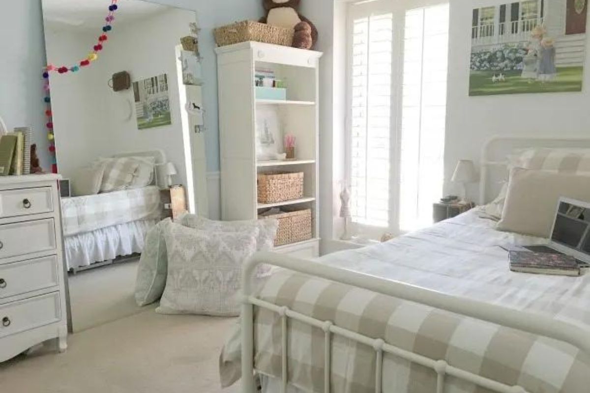 Tween Girl Bedroom Makeover