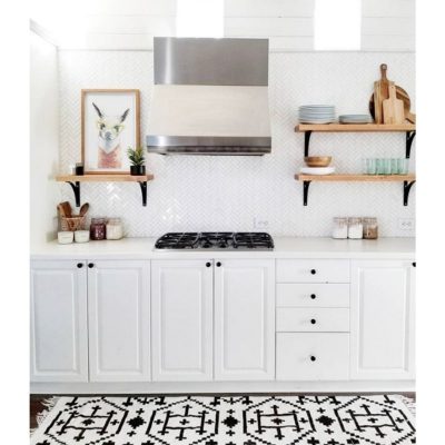 9 MODERN FARMHOUSE BEAUTIES WITH A 'FIXER UPPER' APPEAL LIFE ON SUMMERHILL