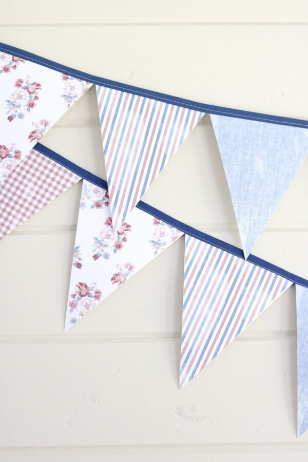 5 EASY STEPS TO MAKE THIS PAPER DIY PENNANT BANNER