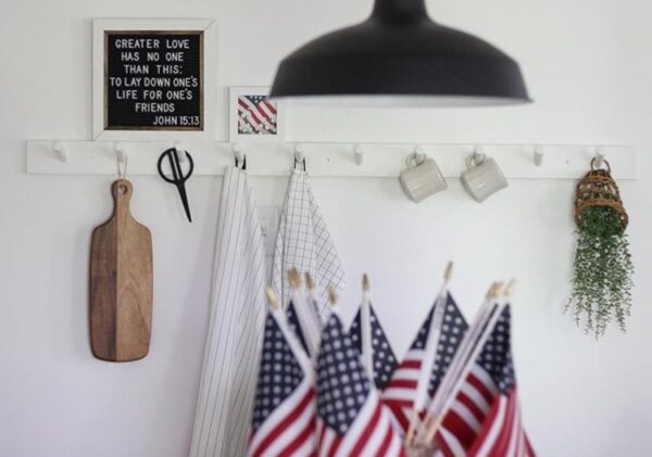 Americana Home Decor Ideas to show your Patriotism