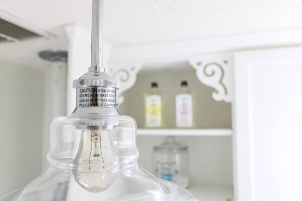 HOW TO CHANGE A CEILING LIGHT BULB LIFE ON SUMMERHILL