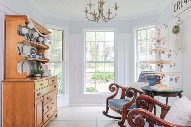 HOW TO MAKE A SIMPLE WOODEN DOWEL CHRISTMAS TREE