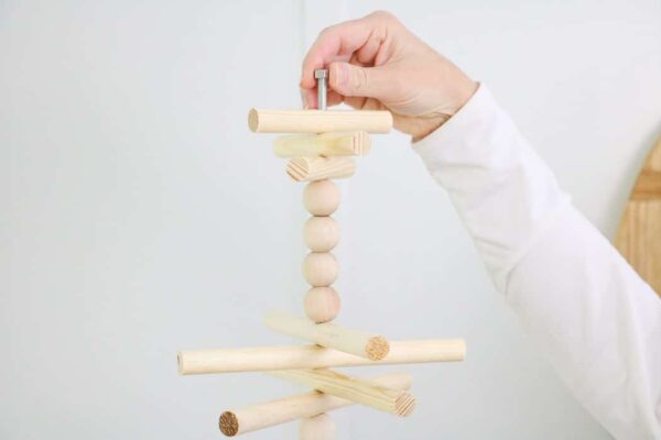 HOW TO MAKE A SIMPLE WOODEN DOWEL CHRISTMAS TREE