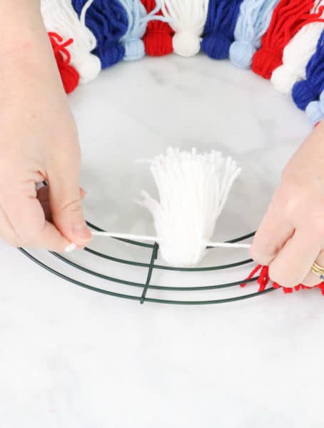 Easy DIY Yarn Wreath for Any Season or Holiday