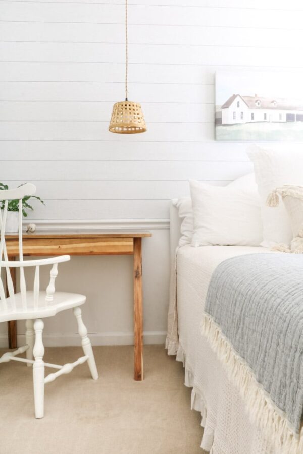 How to Style Throw Blankets for a Warm and Cozy Aesthetic