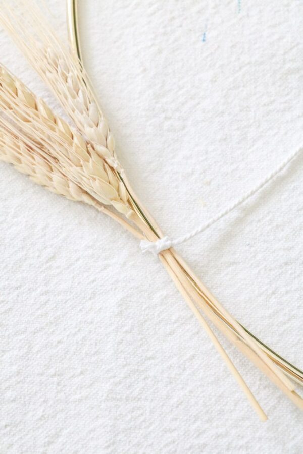 The Easiest Wheat Wreath DIY in 4 Simple Steps