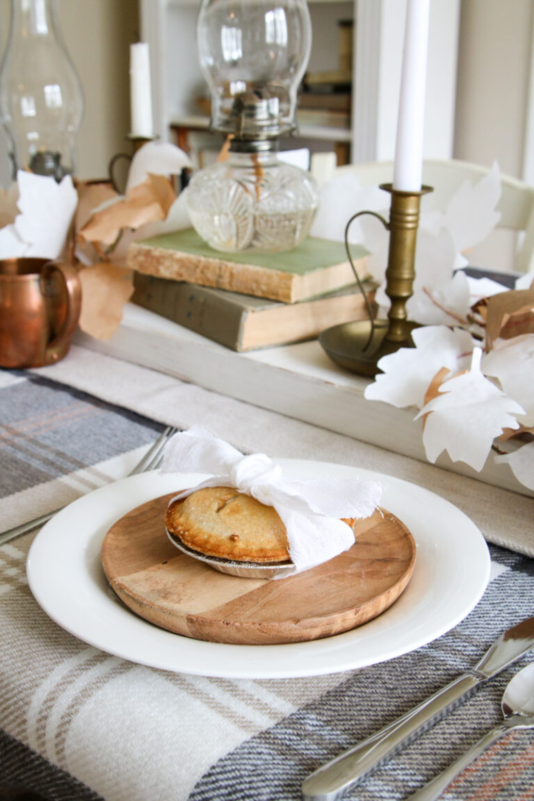 Decorating With Ribbon Ideas for Every Holiday