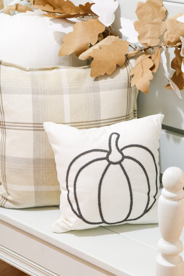 11 Cozy and Clever DIY Fall Decorating Ideas