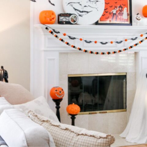 DIY Sheet Ghost Halloween Decoration in 4 Simple Steps