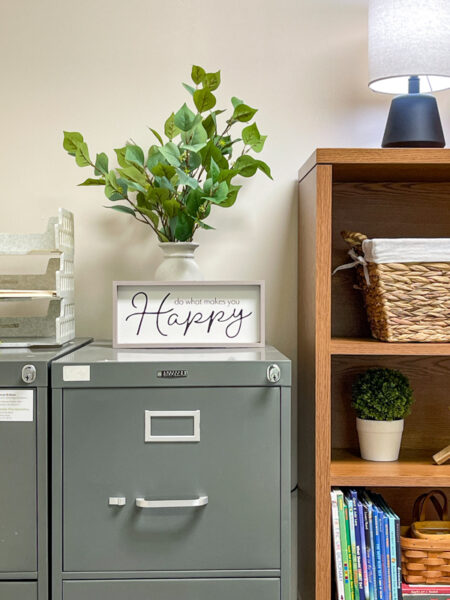 Create a Charming Cottage Style Office: Transform Your Workspace with ...