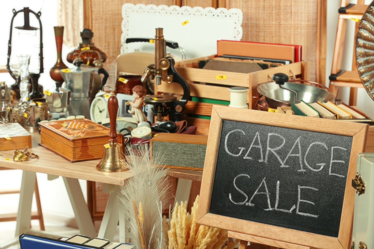 Garage Sale Organization: Your Checklist for Success