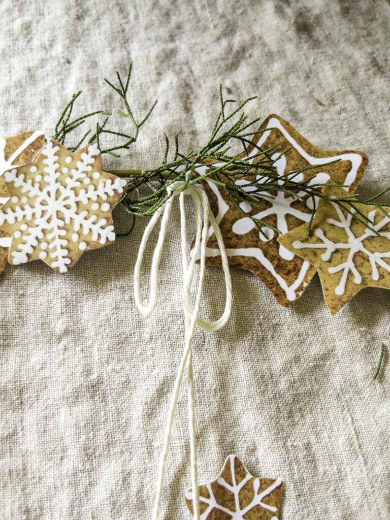 Crafting Christmas Cheer with Paper: Printables for a Festive Season