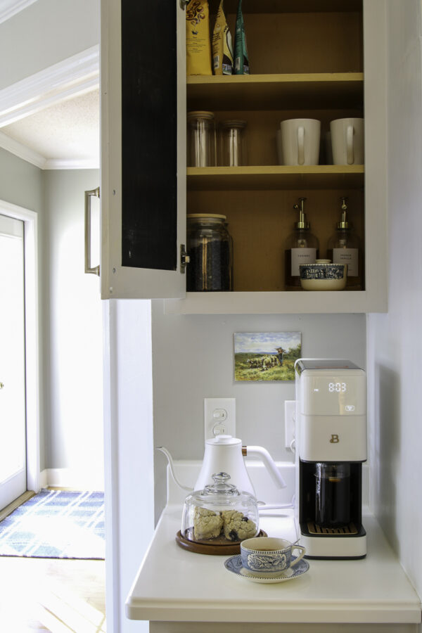 Small Space, Big Taste: Creating a Mini Coffee Bar at Home