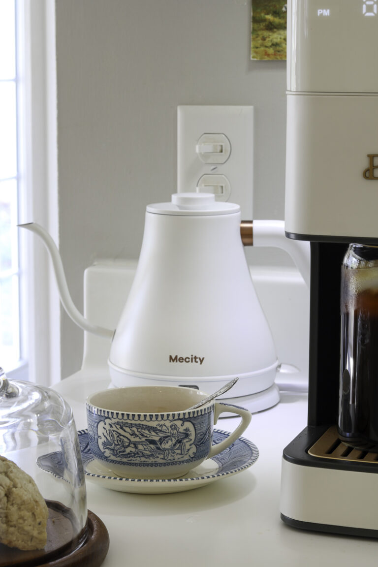 Small Space, Big Taste: Creating a Mini Coffee Bar at Home