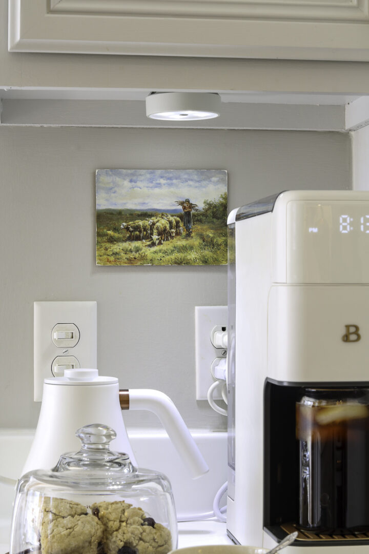 Small Space, Big Taste: Creating a Mini Coffee Bar at Home