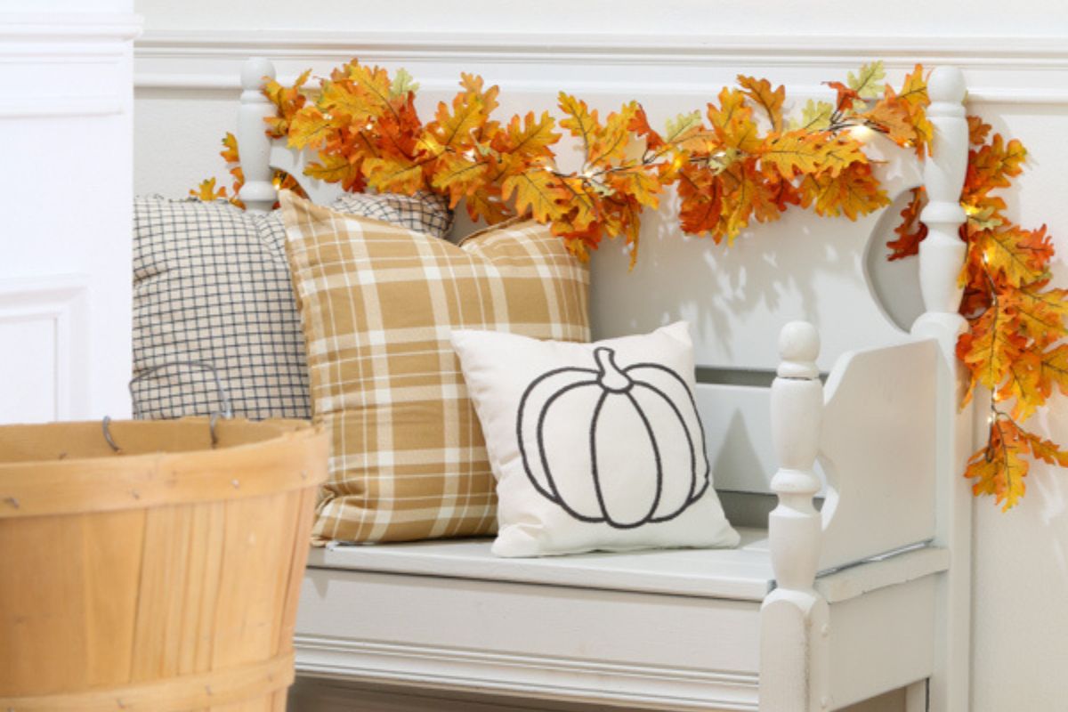 Warm & Cozy: How to Decorate for Fall with Orange and Neutrals