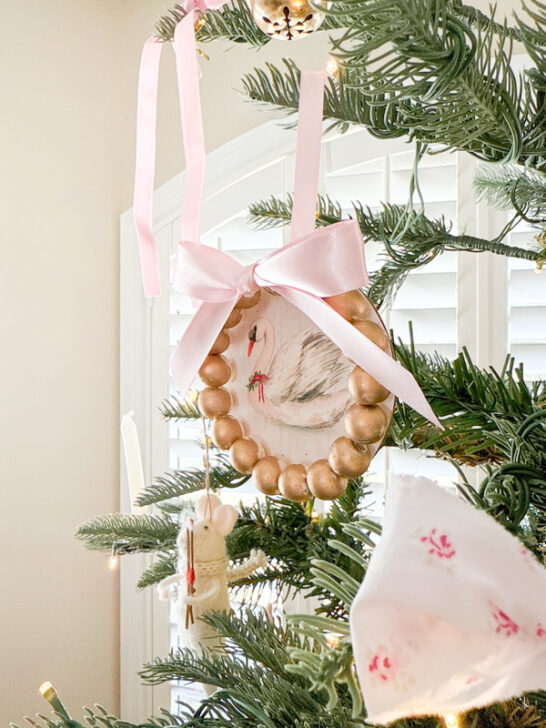 DIY Picture Frame Ornament for Printables Too {Easy & Cheap}