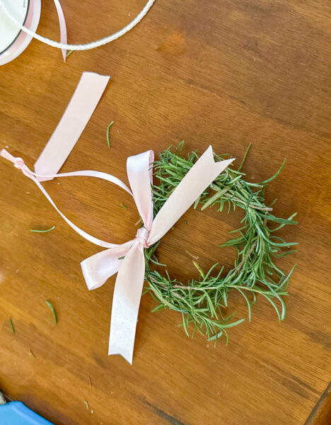 DIY Rosemary Wreath: Perfect Christmas Craft You Can’t Miss!
