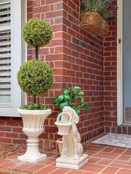 Best Faux Flowers and Artificial Plants for Outdoor Planters (That Look ...